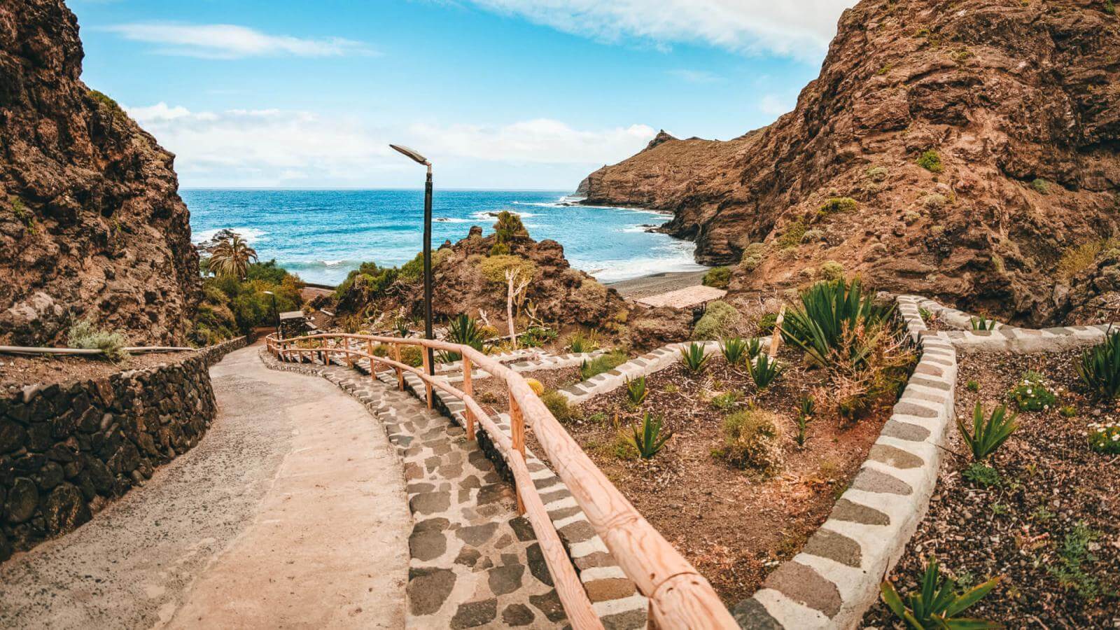 La Caleta | Ola Ilhas Canárias